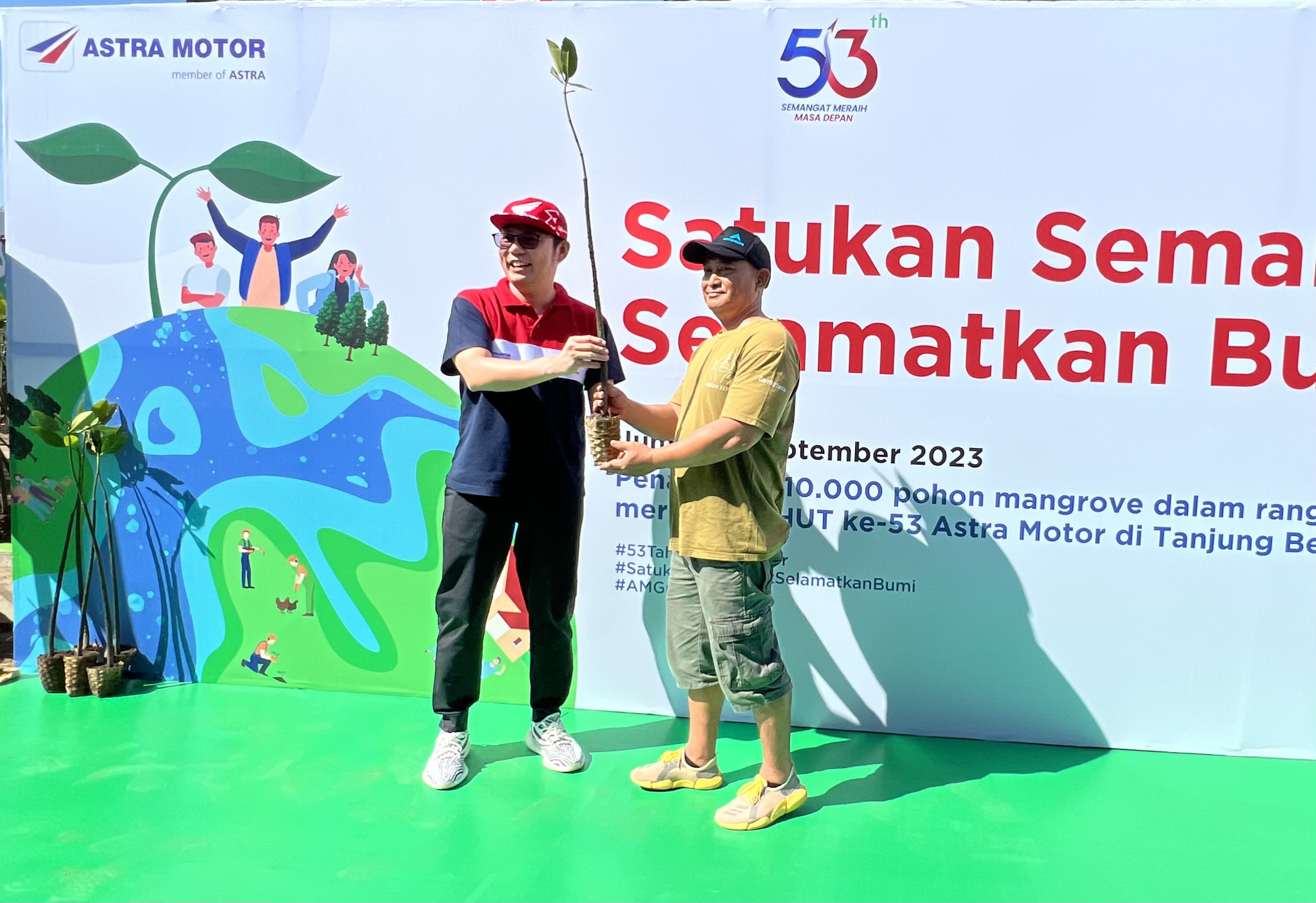 Semarak HUT ke-53 Tahun Astra Motor Tanam 10.000 Bibit Mangrove Wujud ...